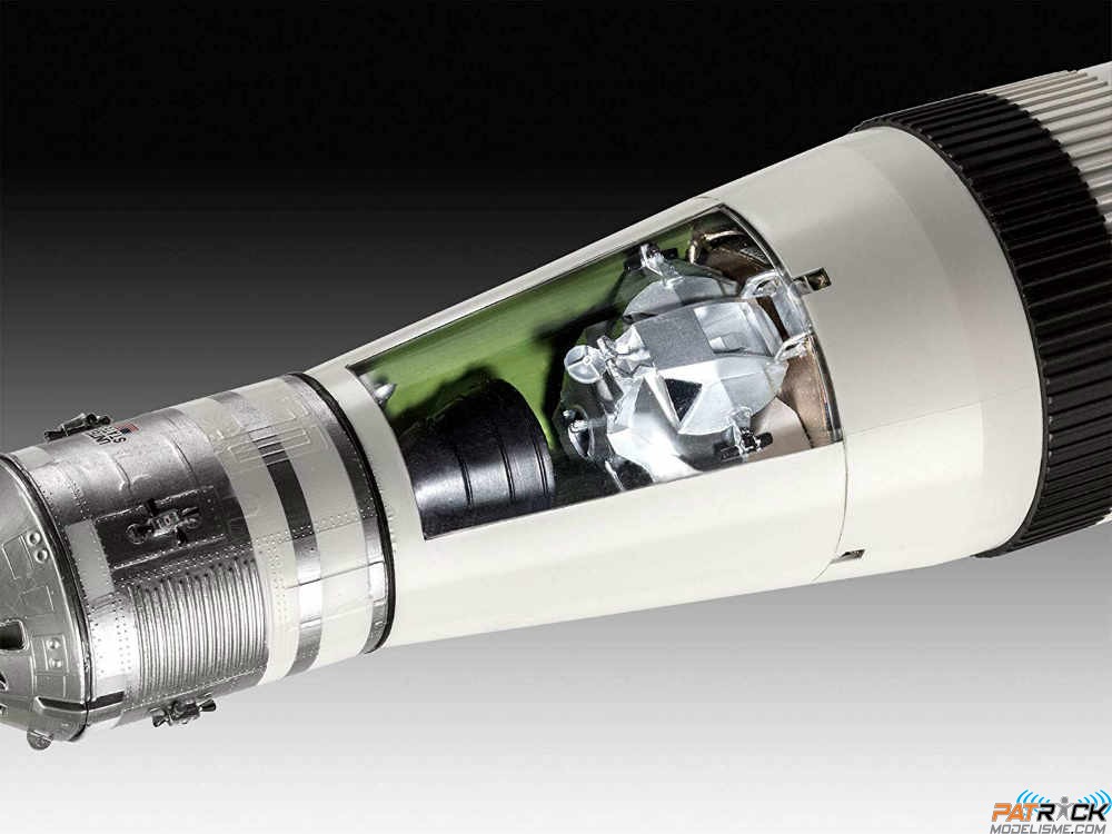 1/96e Revell Apollo 11 Saturn V Fusée + accessoires