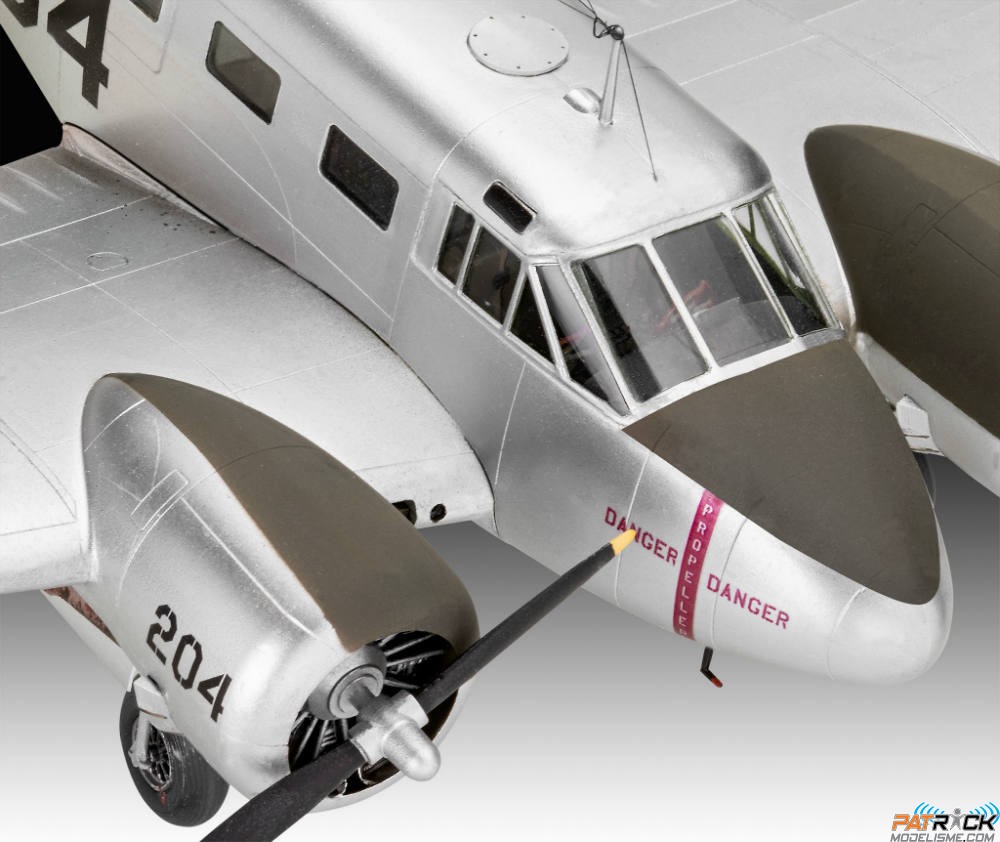 1/48e Revell Beechcraft Model 18