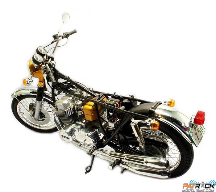 1/6e Tamiya Honda CB750 Four