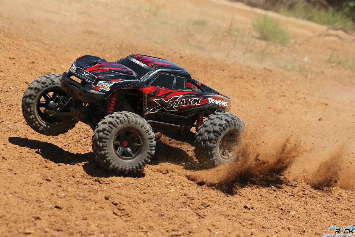 Traxxas X-MAXX 8S 4X4 - BRUSHLESS - WIRELESS - ID - TSM Rouge