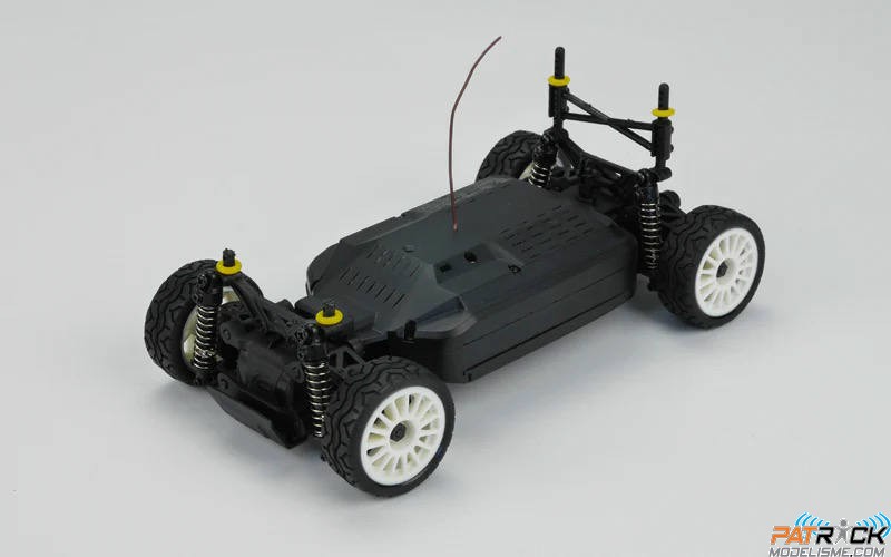 Carisma GT24 MITSUBISHI LANCER EVO 4 WRC 4x4 brushless 1/24e Prête à rouler