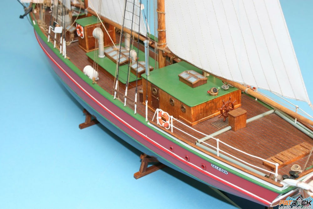 1/50e Billing Boats Lilla Dan 578 - Les marques - Boutique Maquette