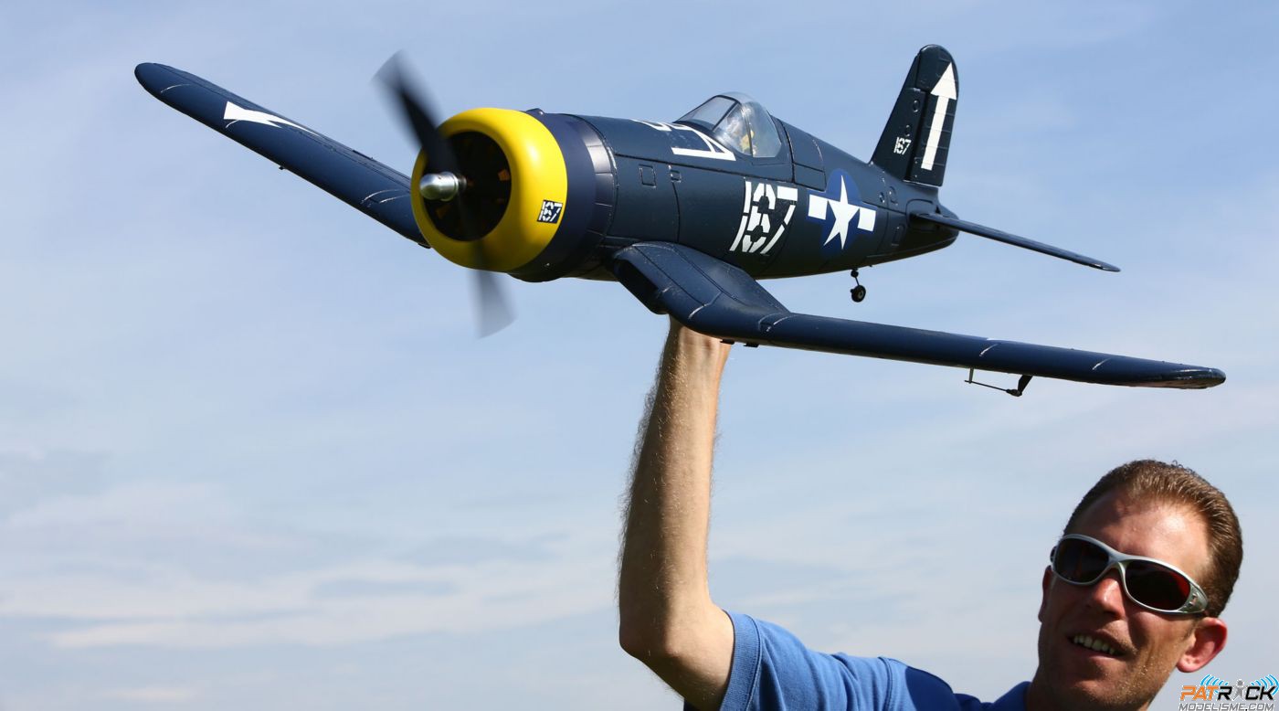 HobbyZone Avion F4U Corsair S SAFE RTF Radio Mode 1