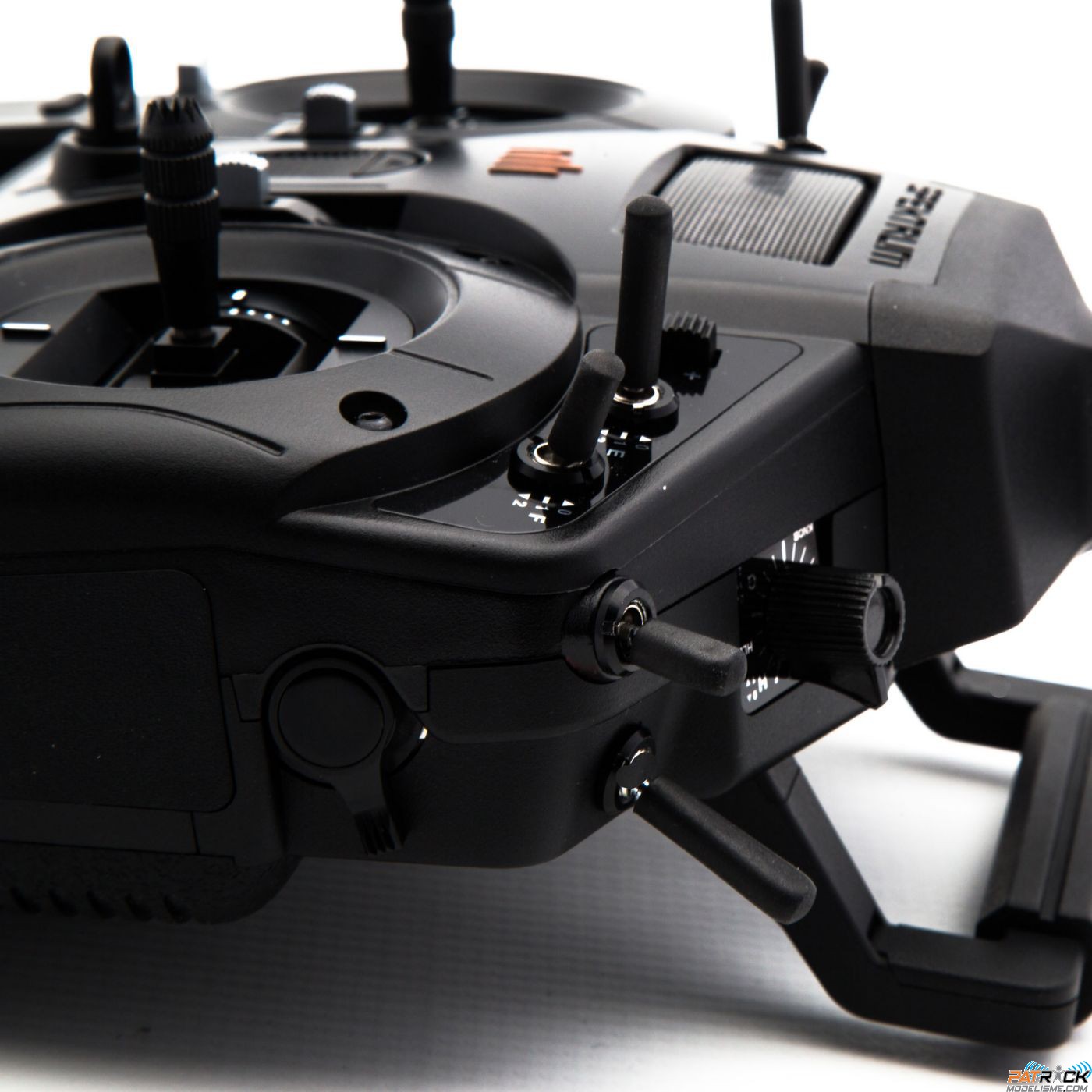 Spektrum DX18 V2 Stealth Edition multimodes