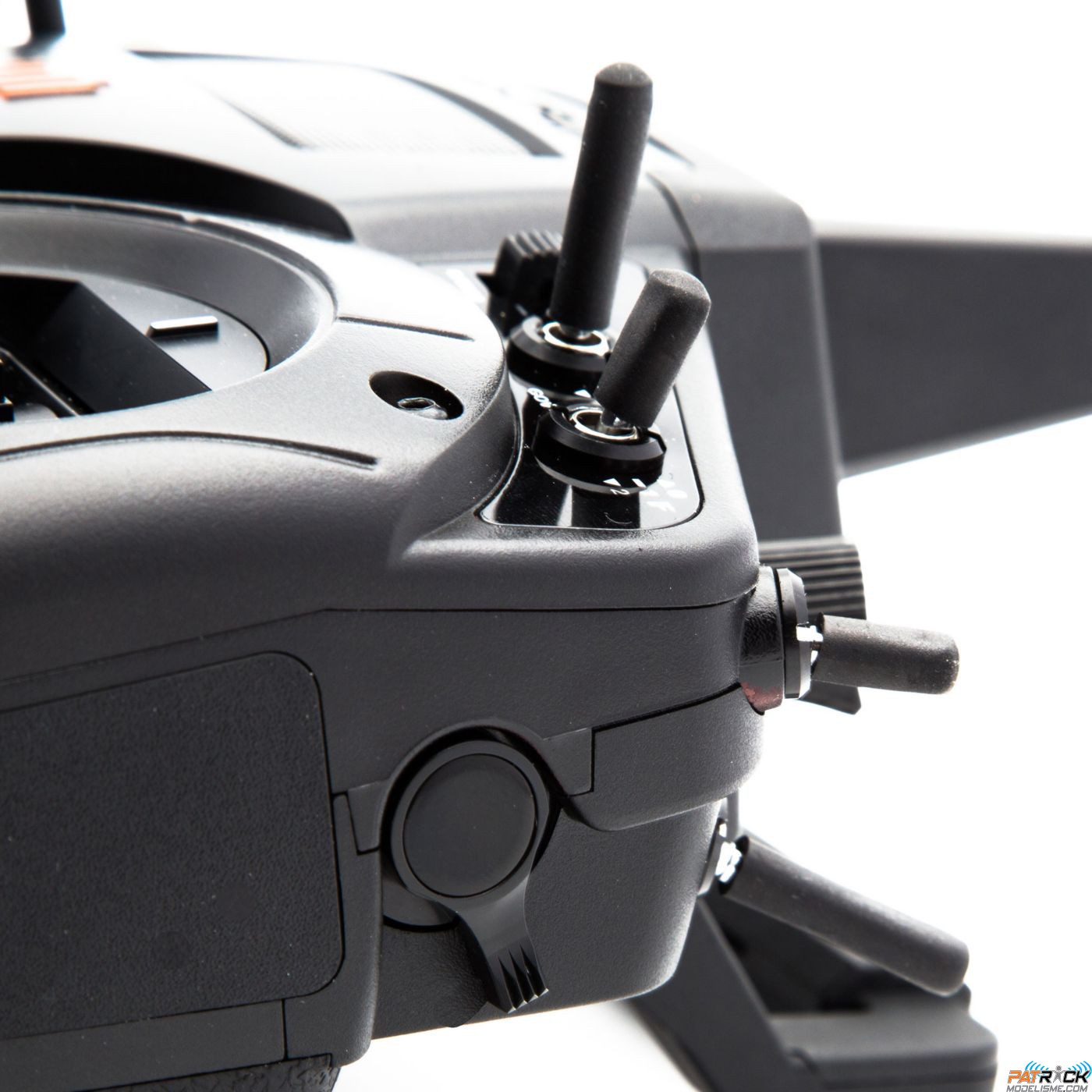 Spektrum DX18 V2 Stealth Edition multimodes